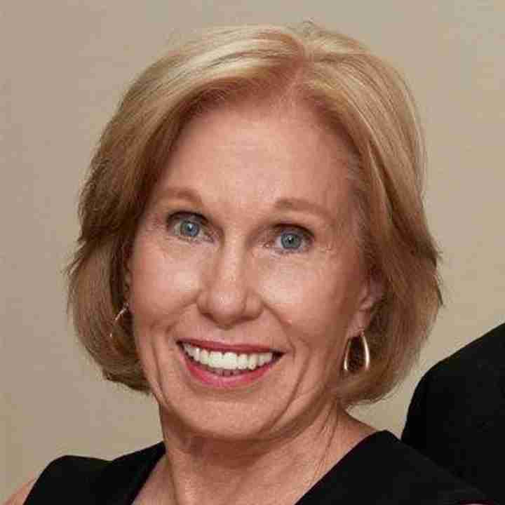 Our Agents - Beach Front Mann Realty